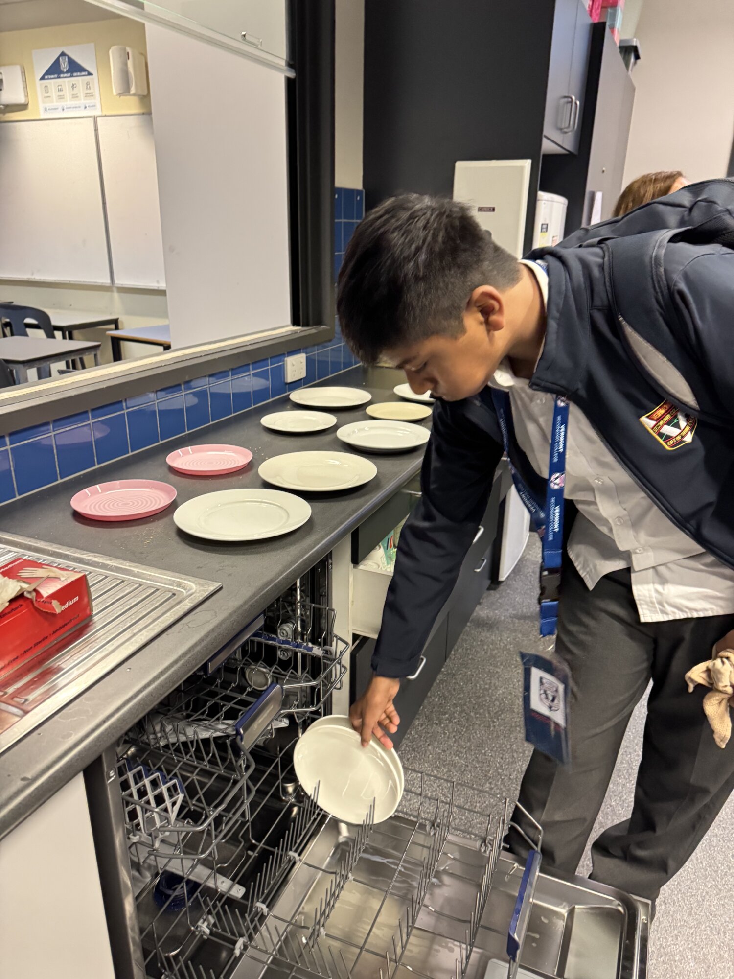 Foodbank School Breakfast Clubs Program – Eat. Learn. Succeed.